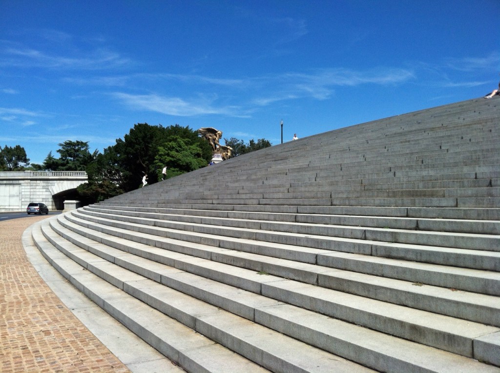 The Watergate Steps to nowhere along the Potomac – Rick Snider's Washington