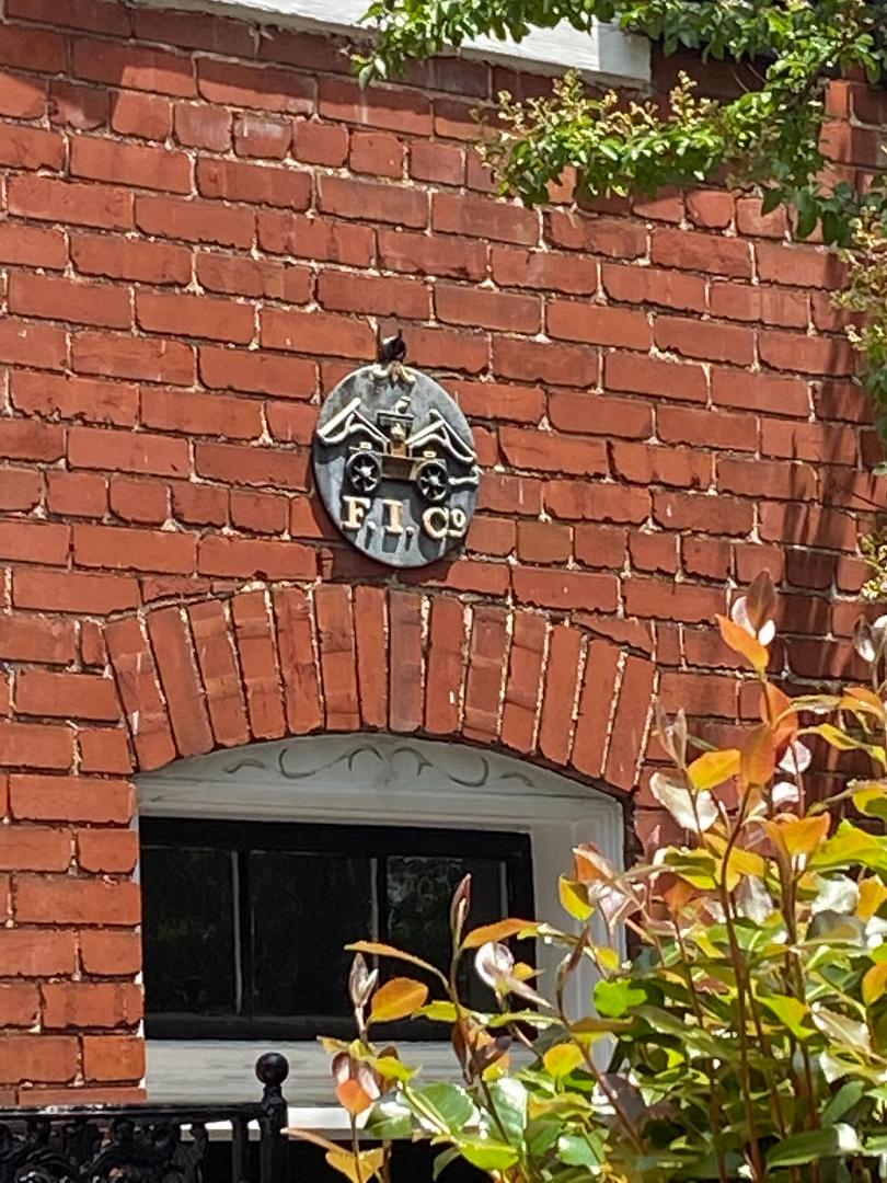 What does that plaque mean? – Rick Snider's Washington